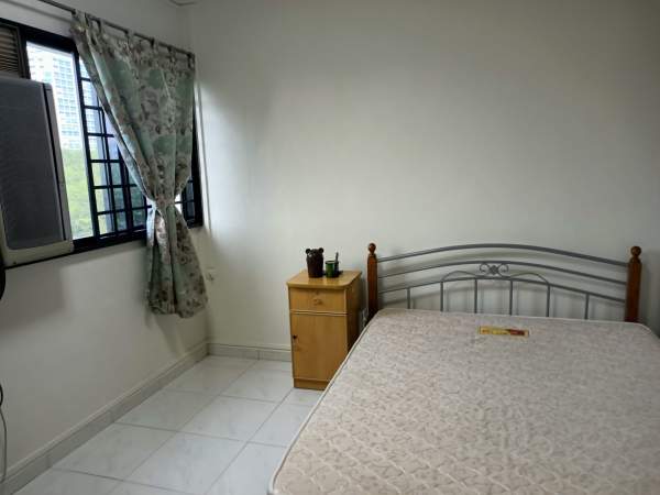 Room for rent Ang Mo Kio, Singapore - Rental at 476 Ang Mo Kio Avenue ...