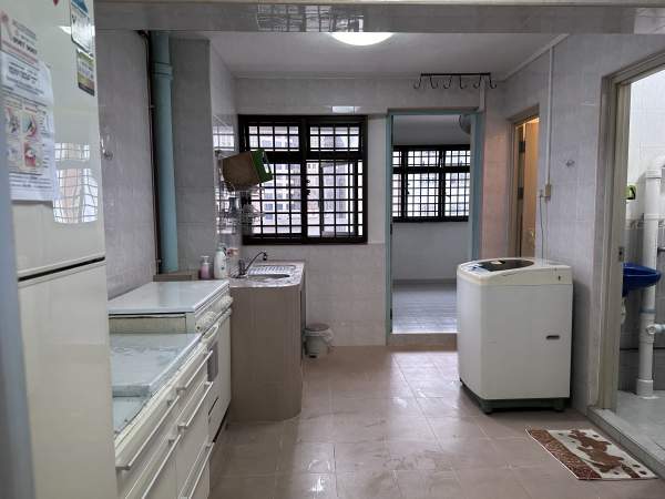 HDB for rent Dover (Queenstown), Singapore - Rental at 2 Dover Road ...